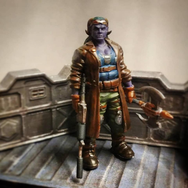 3D Printable FEMALE TROLL STREET RAIDER by PAPSIKELS MINIATURES