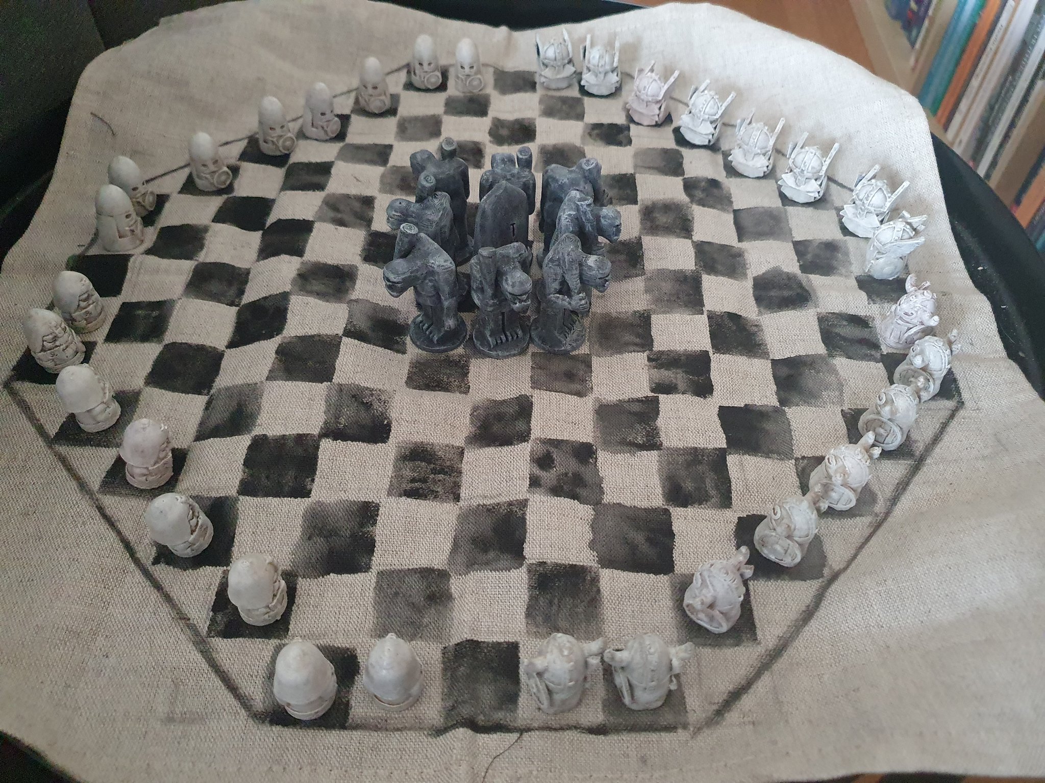 Download Hnefatafl 3d printable board von Marchen Atelier
