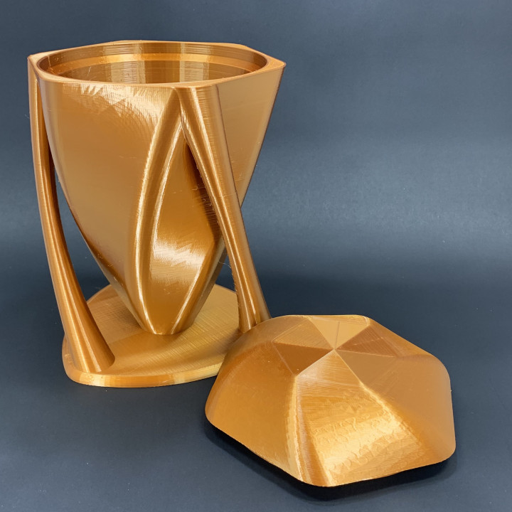 3D Printable Betty's Urn by Mark Durham