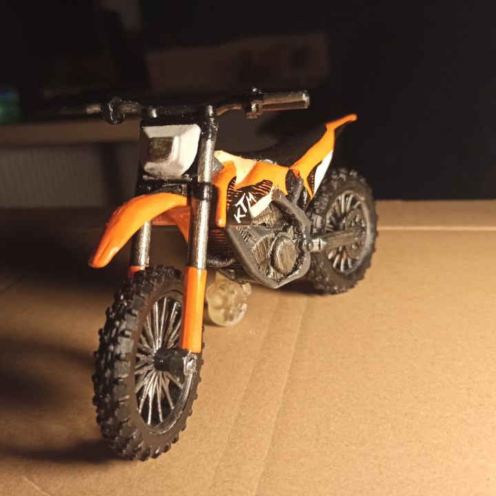 3D Printable KTM Dirt Bike/ Motocross/ enduro by 3dDaveJ