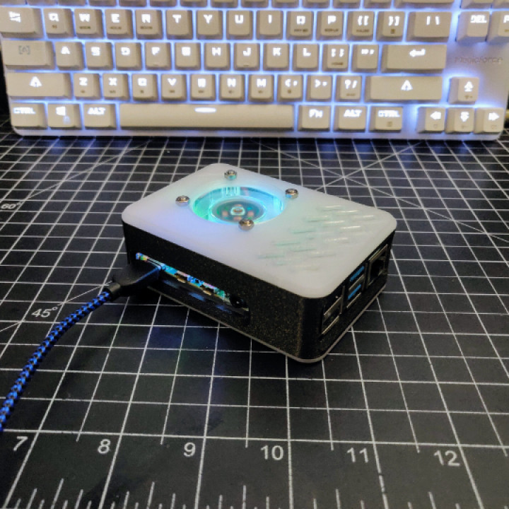 3D Printable RPI 4 Case by Alec