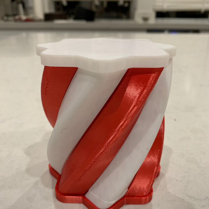 3D Printable Twisted Box by Sabrina Russell