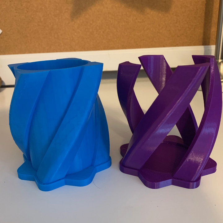 3D Printable Twisted Box by Sabrina Russell