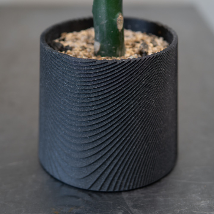 3D Printable Plants pot _ STRATA by Jamport