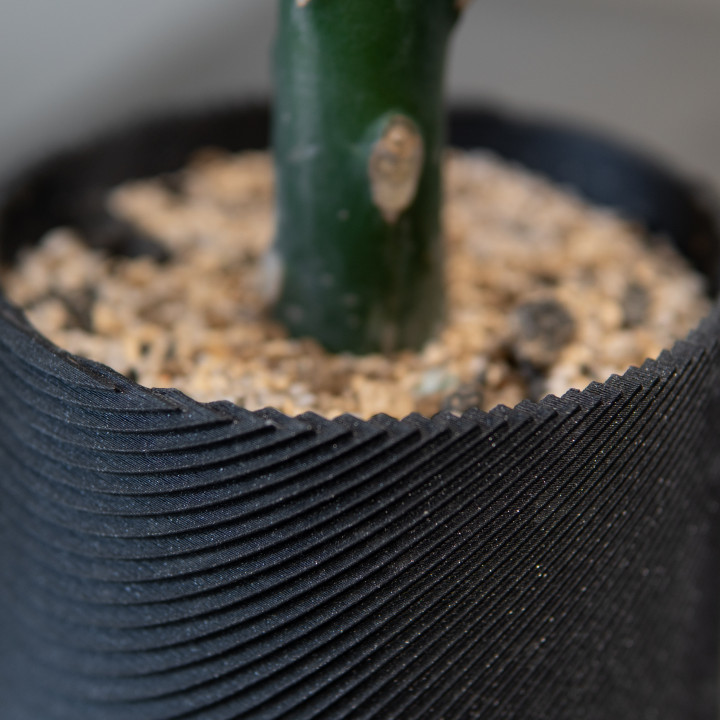 3D Printable Plants pot _ STRATA by Jamport