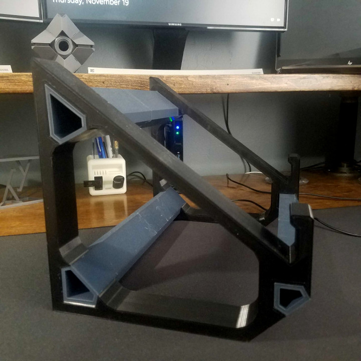 3D Printable Laptop Riser by Red Kraken Forge