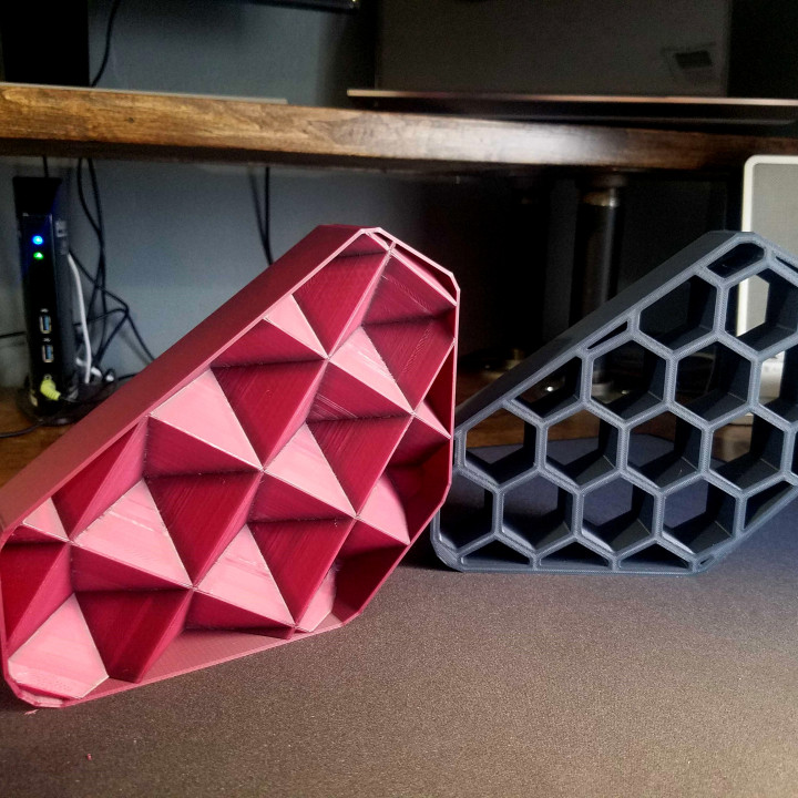 3D Printable Laptop Riser by Red Kraken Forge