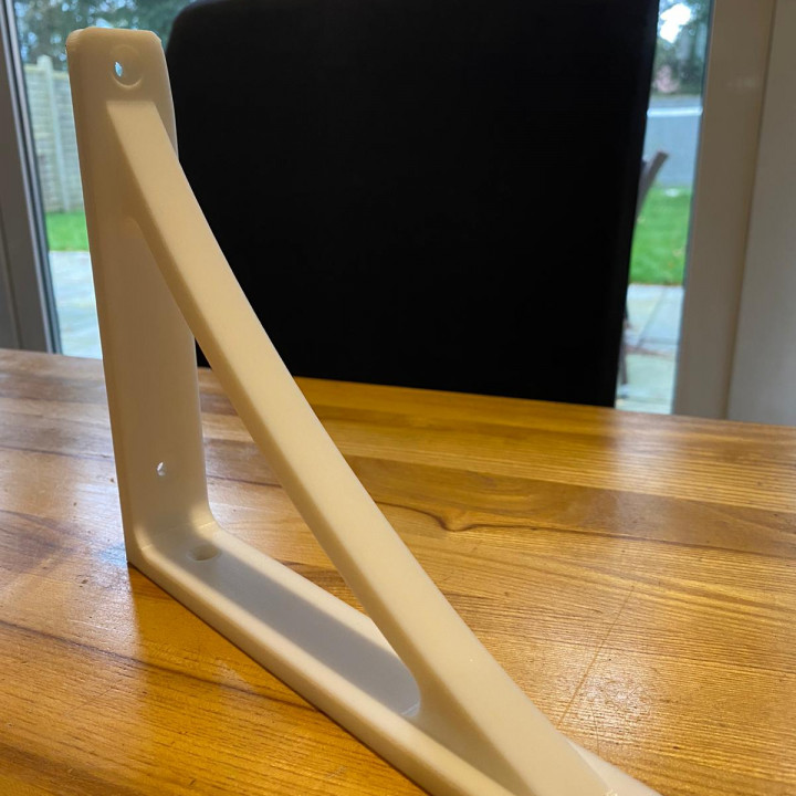 3D Printable Shelf Bracket by Rich Clark