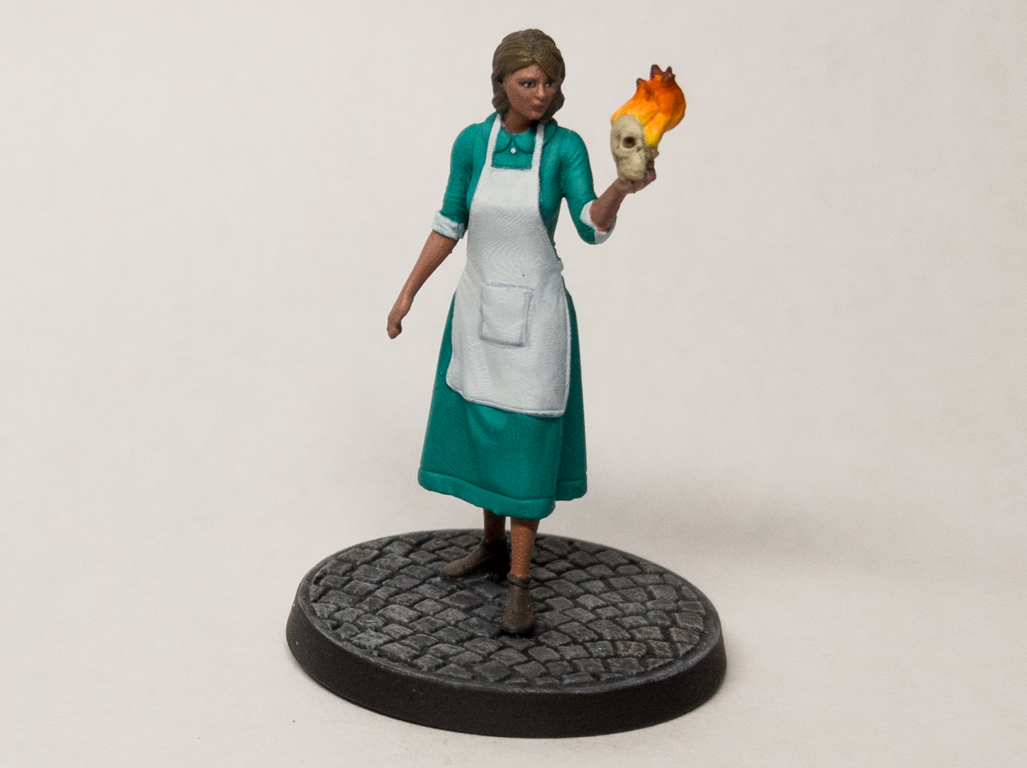 3D Printable Waitress - Arkham Horror compatible by MT3D Studio