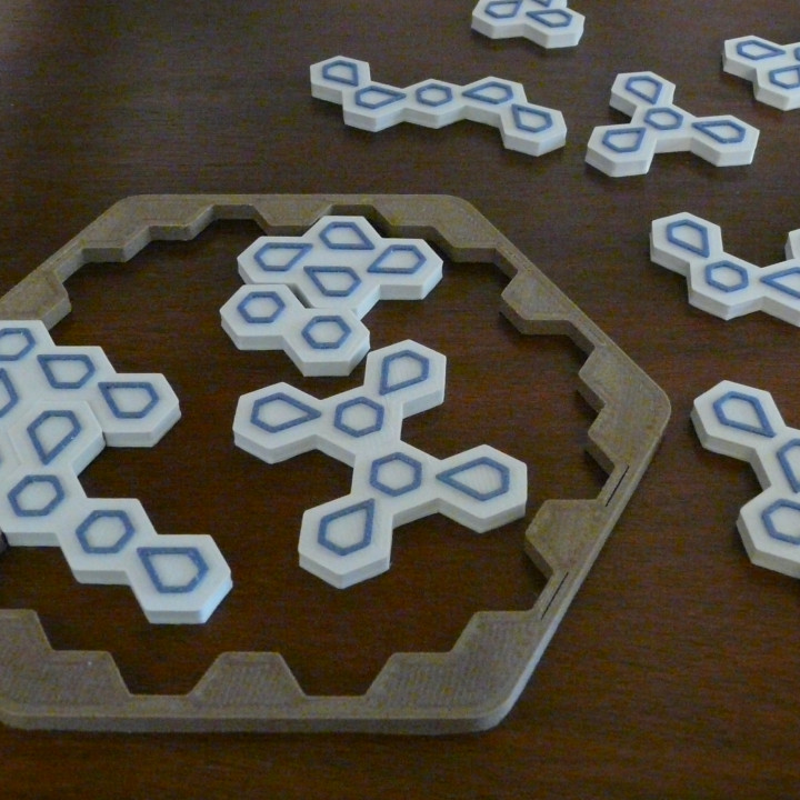 3D Printable Polyhex Puzzle by voidbubble