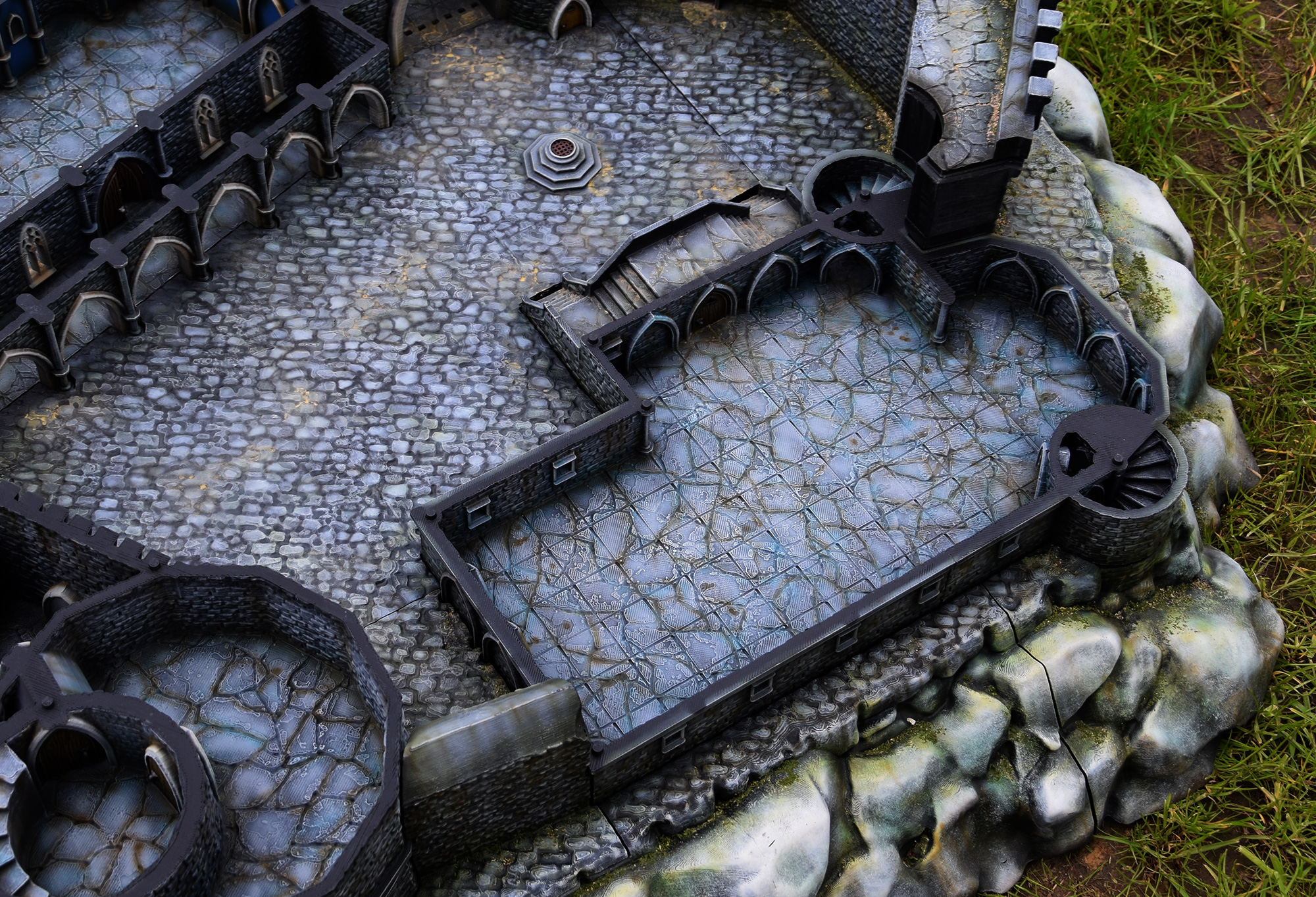 3D Printable Dark Realms Castle Dracul by Dark Realms Forge