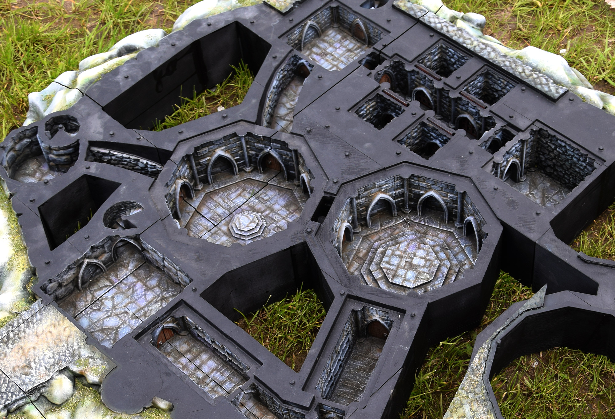 3D Printable Dark Realms Castle Dracul by Dark Realms Forge