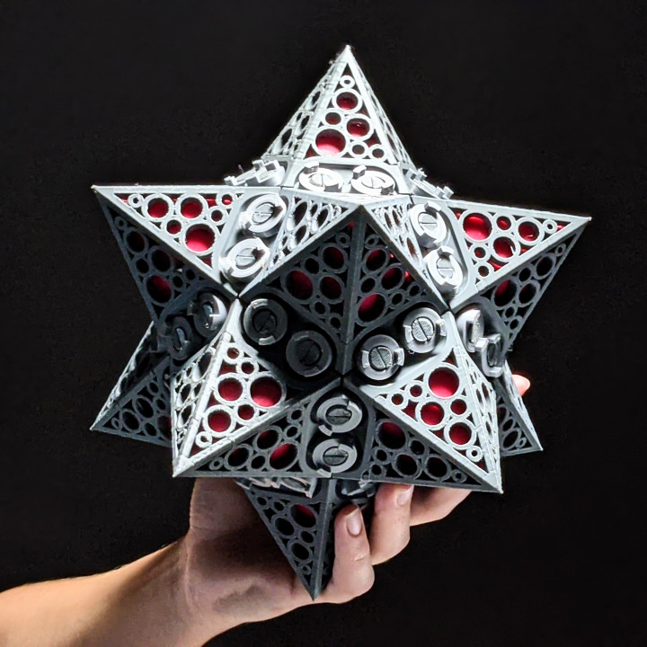 3D Printable Gothic Star Ball by Clockspring