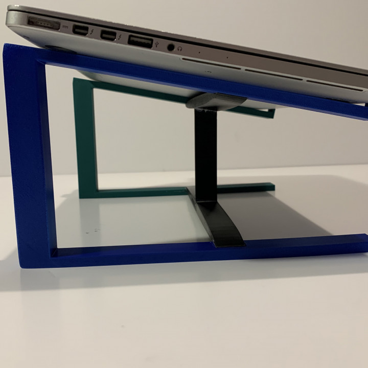 3D Printable laptop stand by Hudacsek Csaba