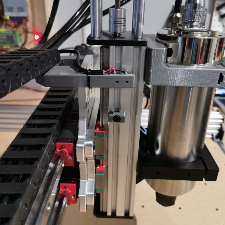 3D Printable Queenbee X Moving Drag Chain mount with Z endstop ...