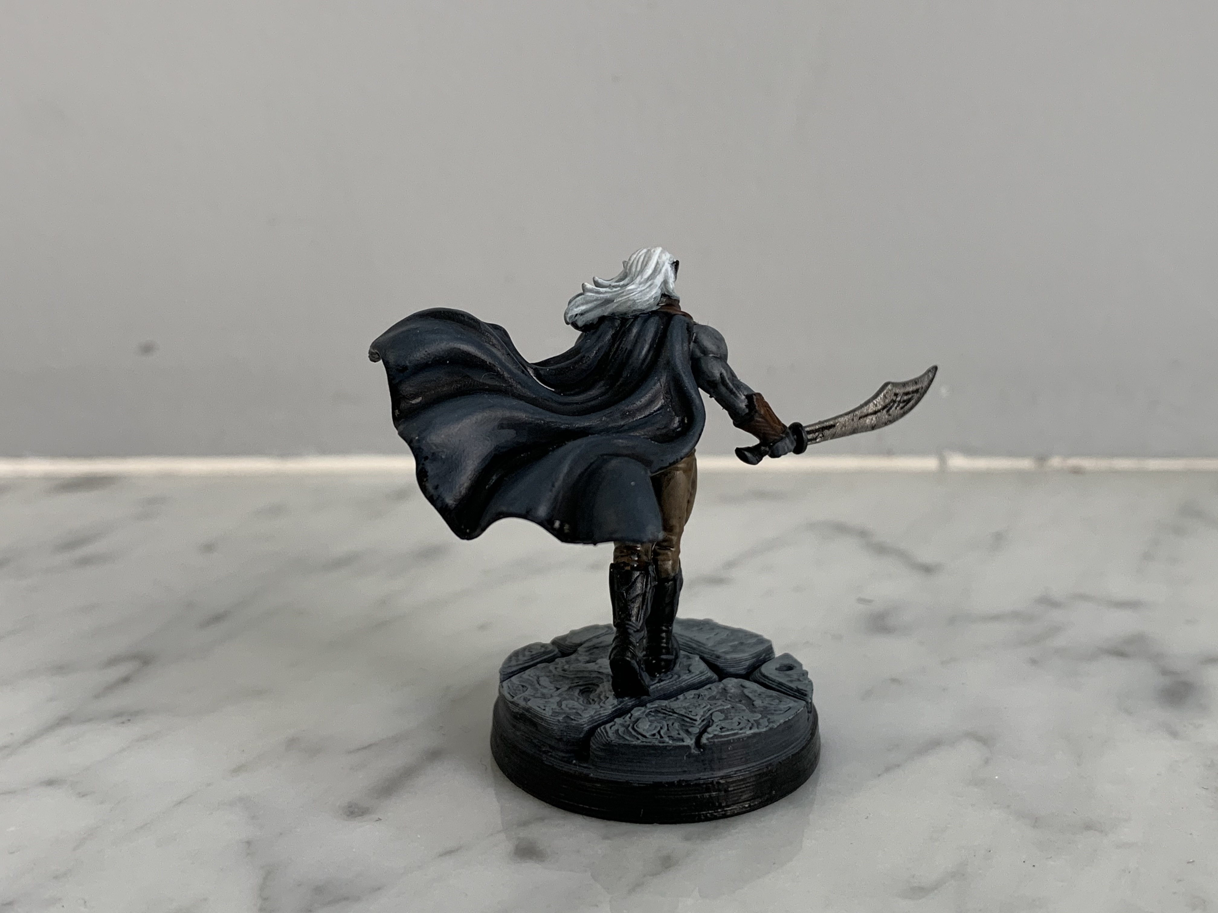 3D Printable Dark Elf Ranger - Professionally pre-supported! by Greg ...