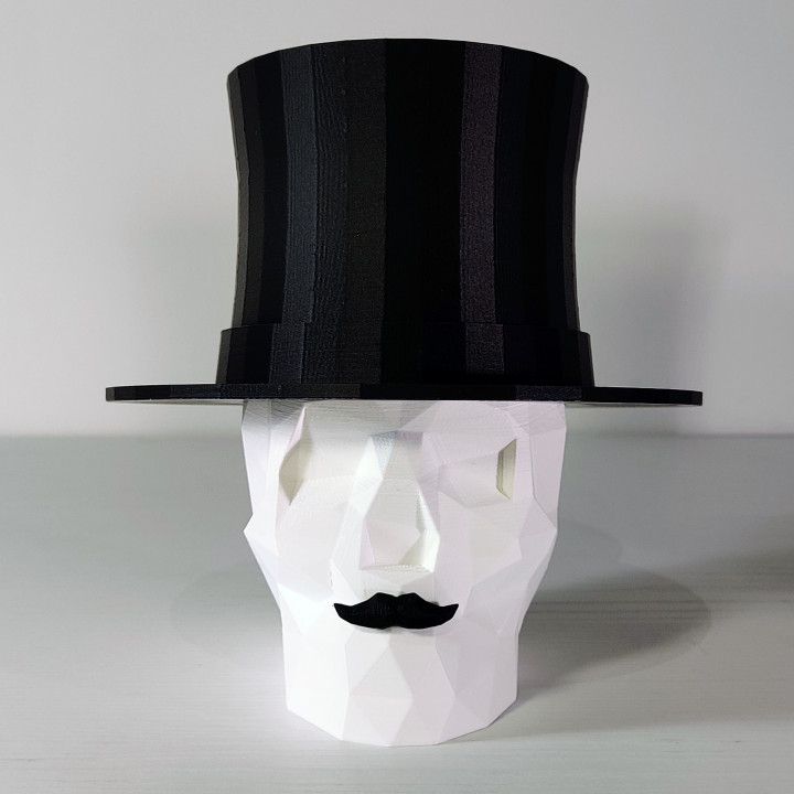 3D Printable Fancy Dr. Brain Breaker by Thomas Buseyne