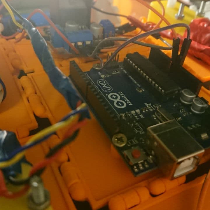 3D Printable Polypanels arduino uno / wemos d1 mount by Alexey Anipchenko