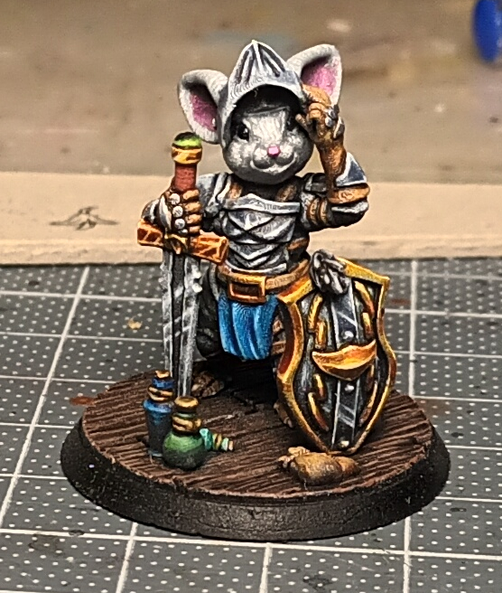 3D Printable Mousefolk Knight - Presupported by Naga Minis