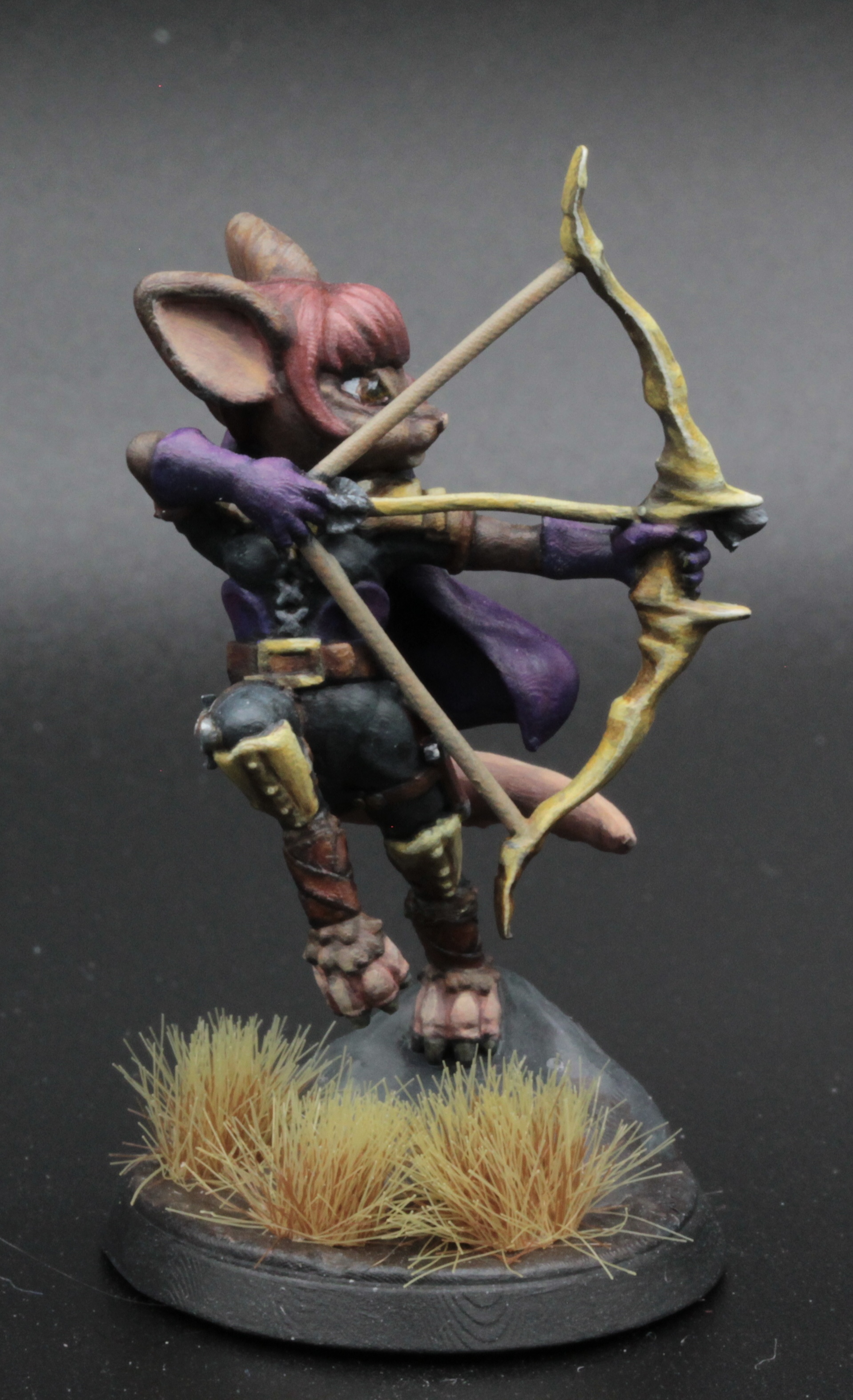 3D Printable Mousefolk Rogue - Presupported by Naga Minis