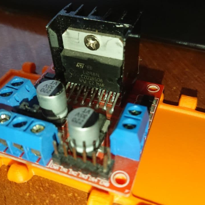 3D Printable Polypanels L298N mount by Alexey Anipchenko