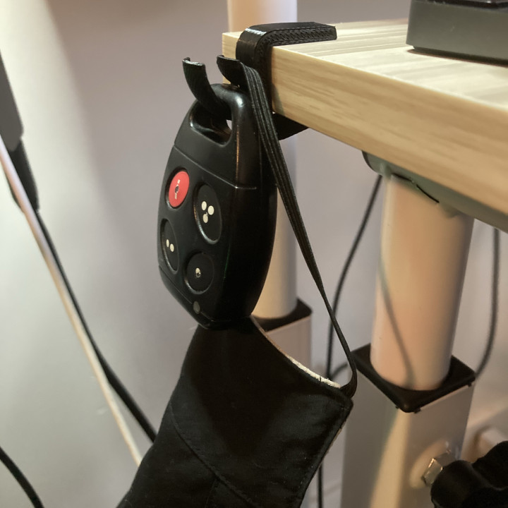 3D Printable Remote Key and Mask Holder by Umit Demir