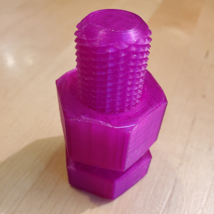 3D Printable Bidirectional Bolt (Left and Right Hand Thread) by Travis ...