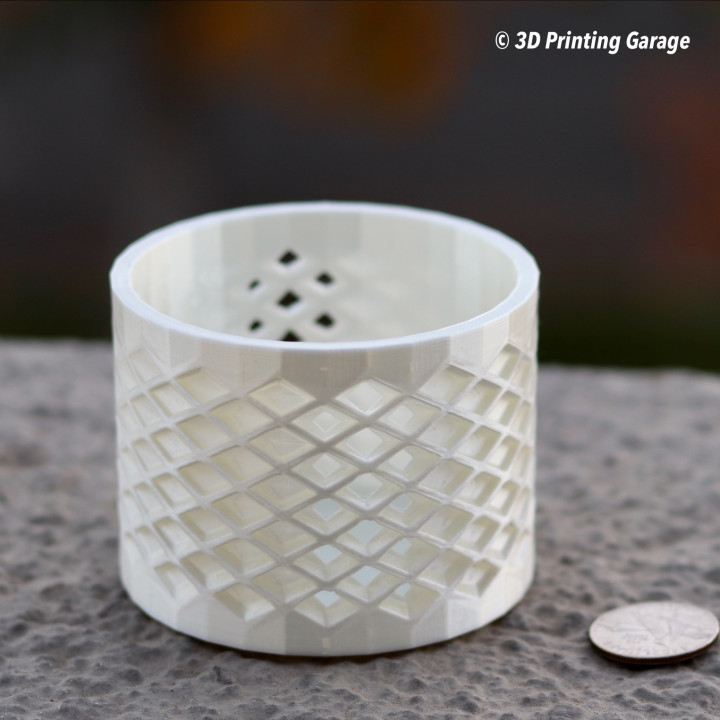 3D Printable Diamond-Shaped Cup by Elsa