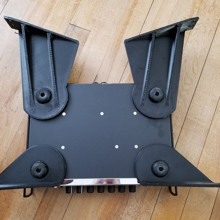 3D Printable 2U Rack Mount for Traynor SB500H by Evan R. Phinney