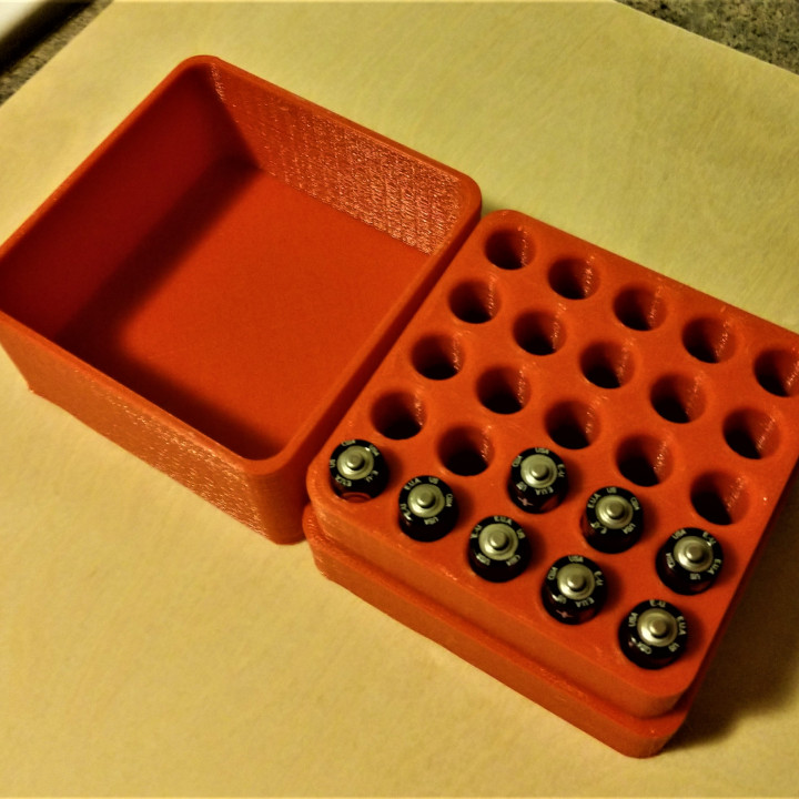 3D Printable AA & AAA Battery Holders by Eric Rubeck