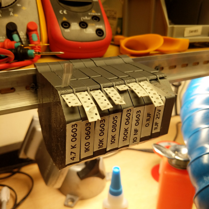 3D Printable DIN Rail SMD Parts Dispenser by Andy S.
