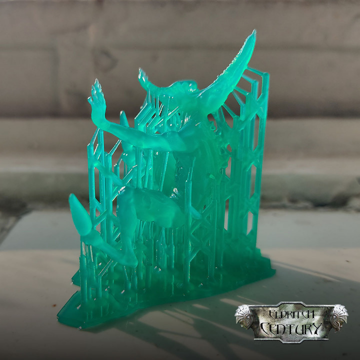 3D Printable Eldritch Century Monster - Fowl Wight by Draco Studios