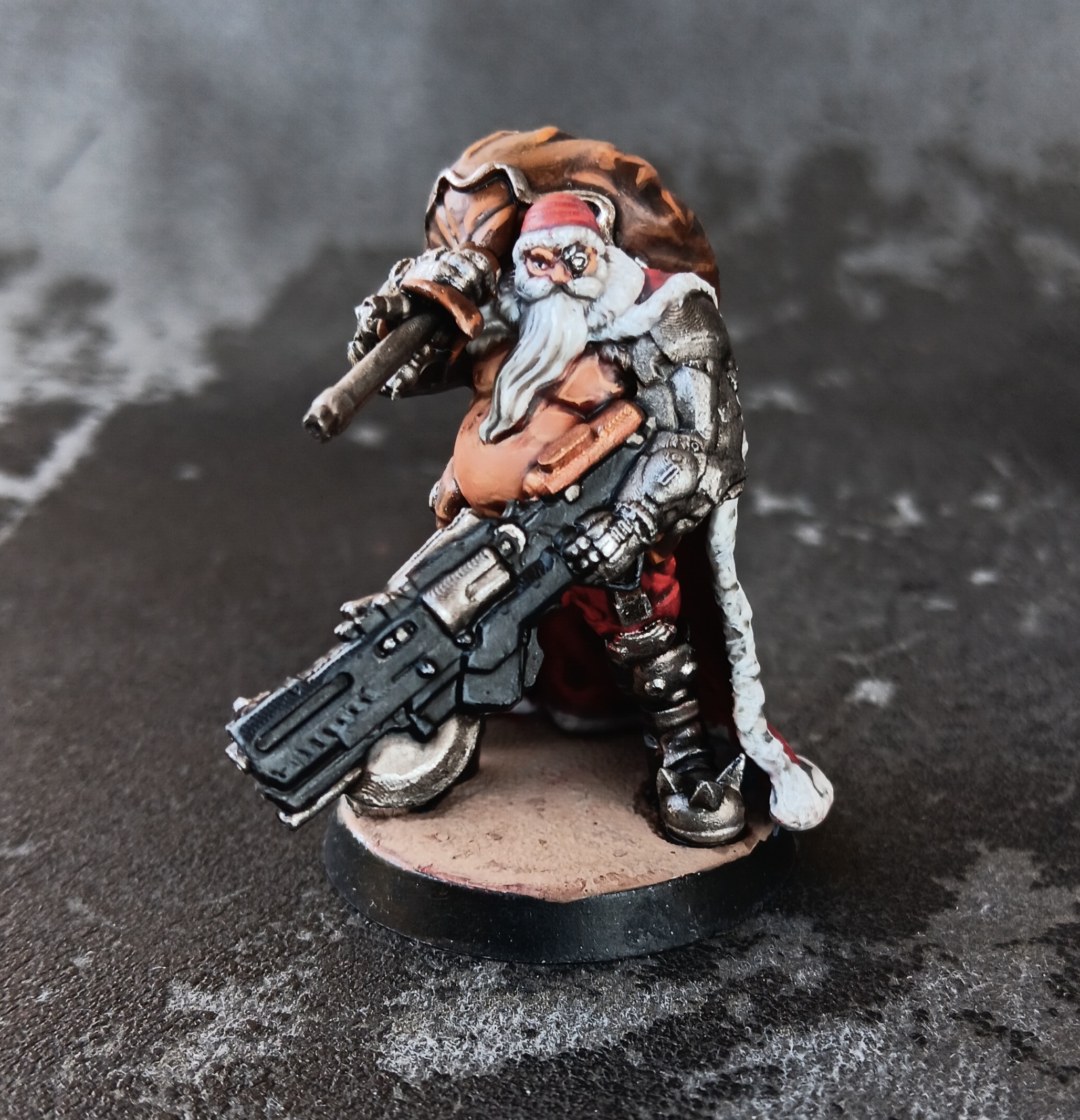 3D Printable CYBER SANTA by PAPSIKELS MINIATURES