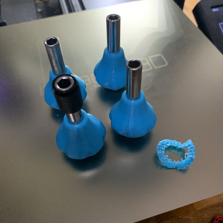 3D Printable Screwdriver handle for hex bit adapter by Said