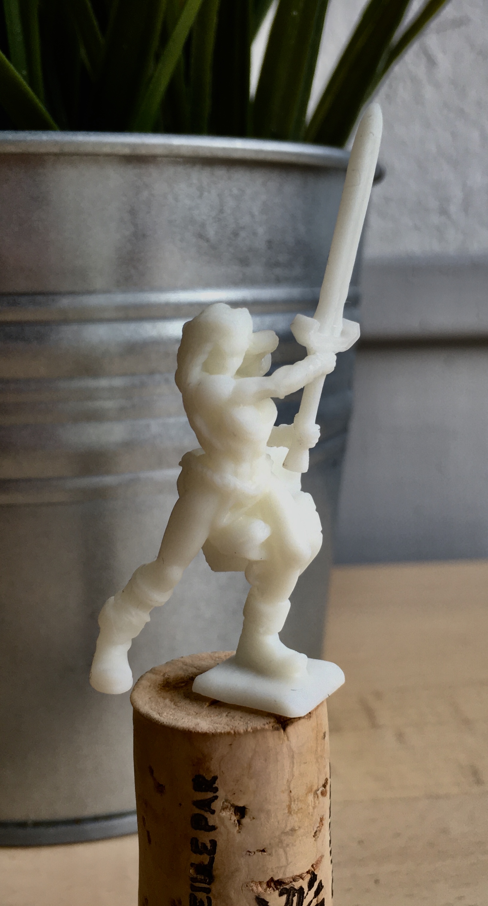 3D Printable Retrocrusade Female Barbarian by Fabio Rizzo