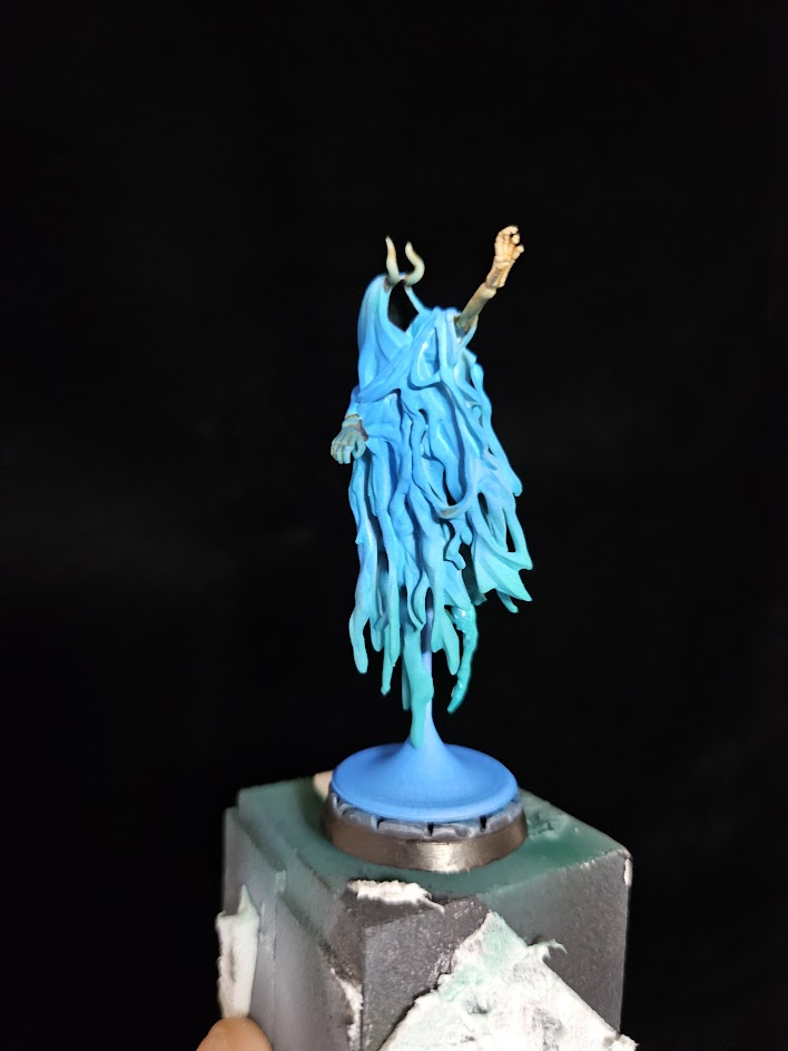 3D Printable Wraith - Tabletop Miniature (Pre-Supported) by YKS Miniatures