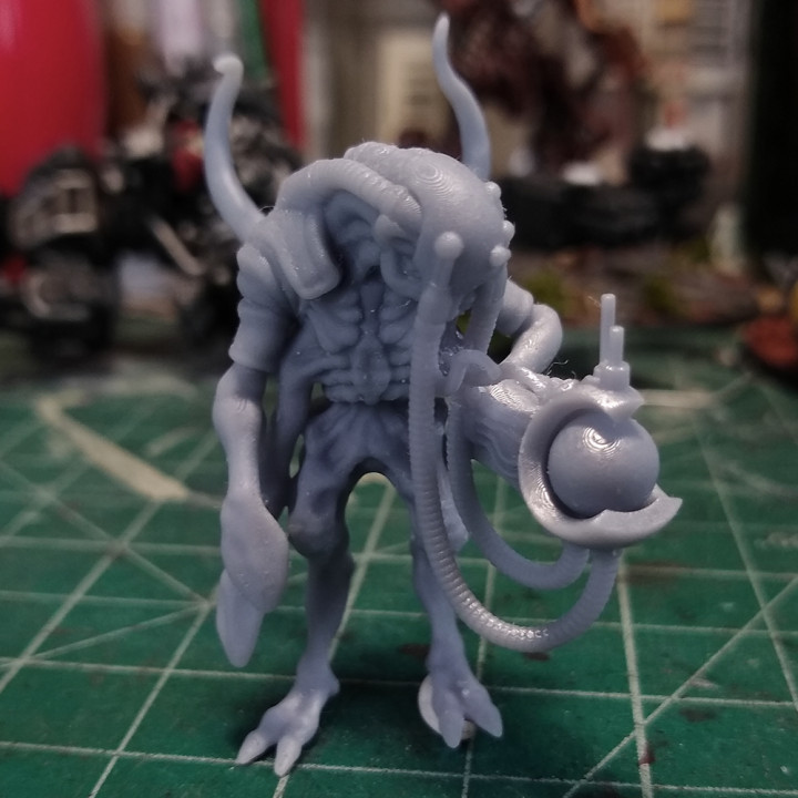 3D Printable Alien Exploration Team by Dorkfactory Miniatures