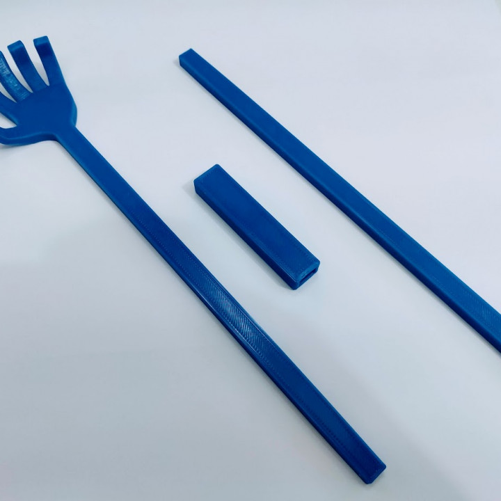 3D Printable Cartoon hand scratcher by Henrique Natalino