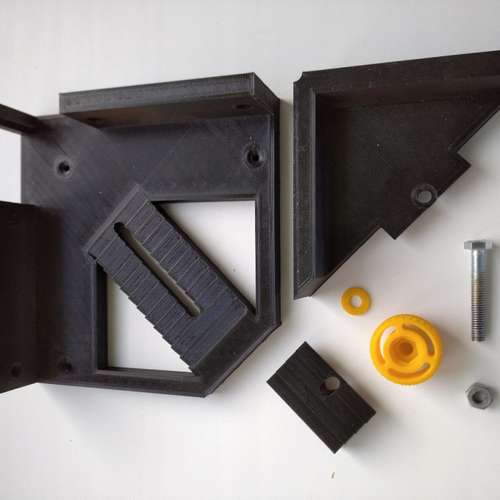 3D Printable Customizable corner clamp by Nail Khamitov