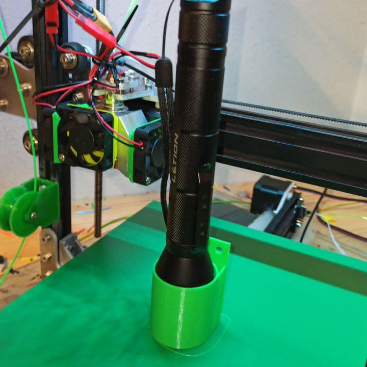 3D Printable Letion LE-189D - Holder - Halter by W. P.