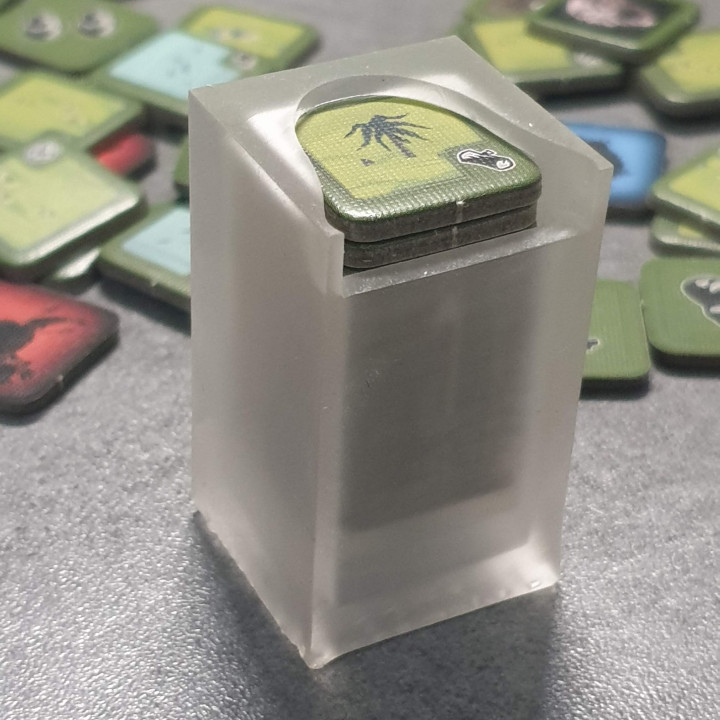3D Printable Token Storage by Kevin Revuelta De Guzmán
