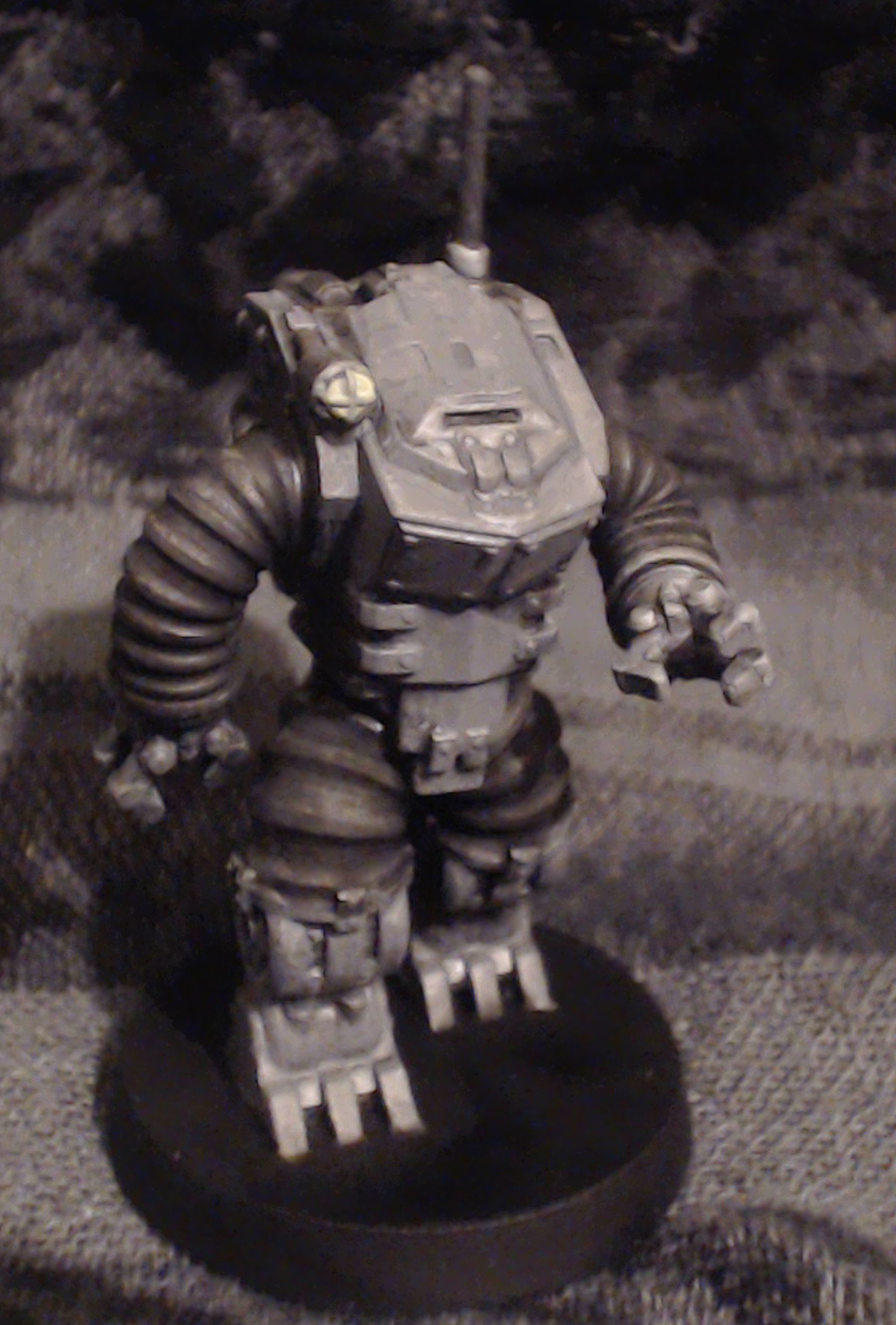 3D Printable Armoured Hard Suit - Dieselpunk Collection by Print Minis