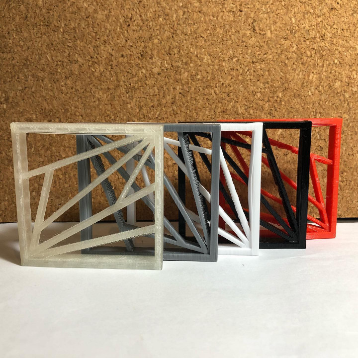 3D Printable Overhang Angle Stress Test by Maquina Engineering Studio