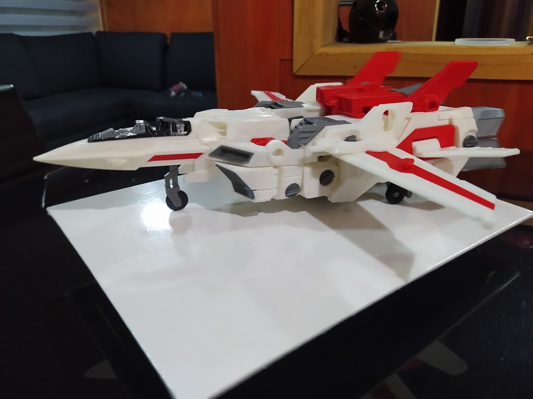 3D Printable Transformable Valkrii by Toymakr3d