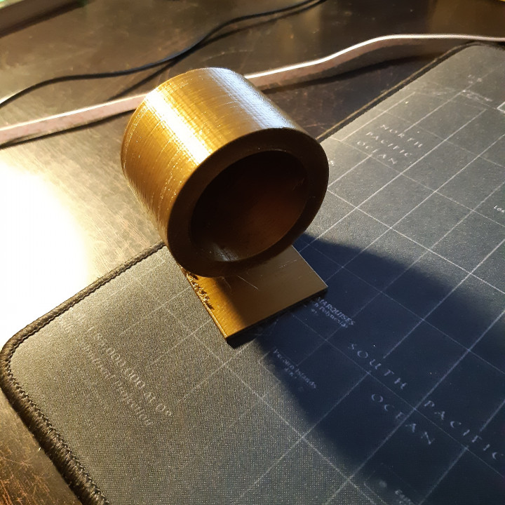 3D Printable Watch Stand by Philip