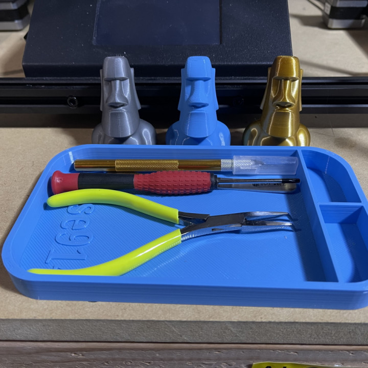 3D Printable Simple Tool tray by Aaron A