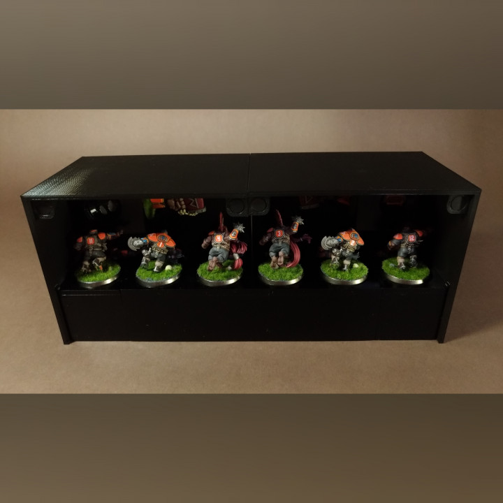 3D Printable Blood Bowl display platform by VeryCell