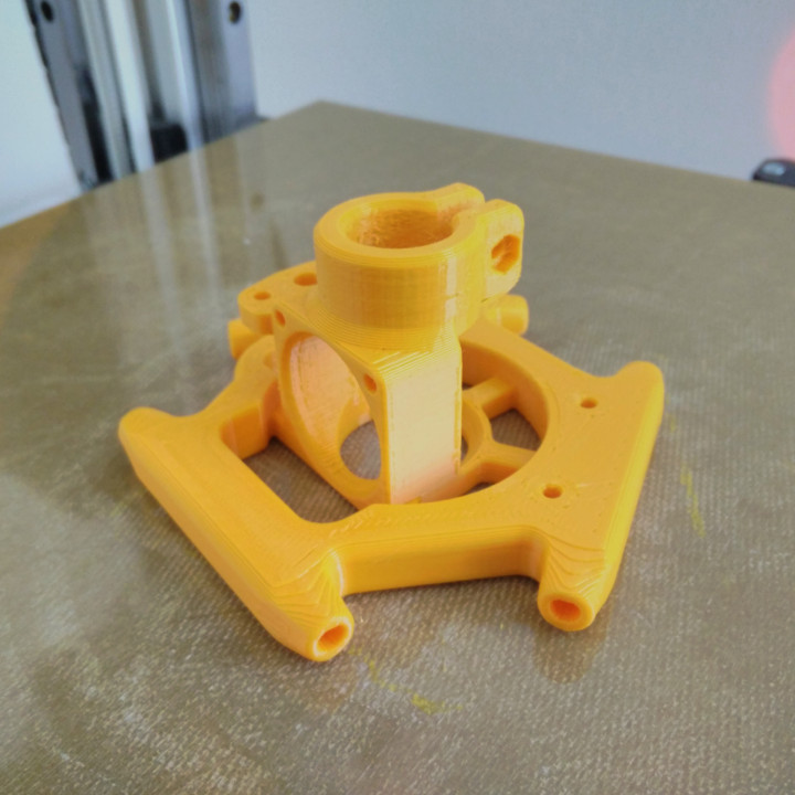 3D Printable Rotary Delta Printer by Egris