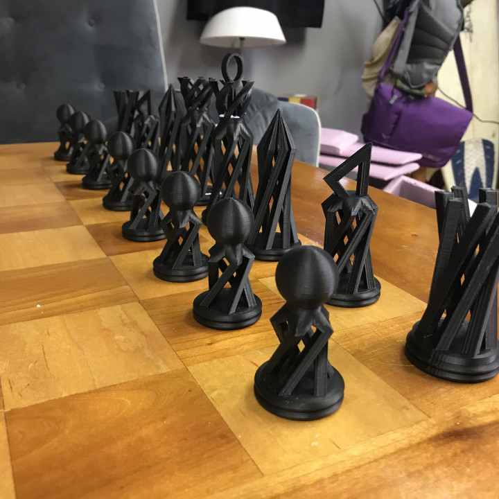 3D Printable Geometric Chess Set by Jake Mahoney