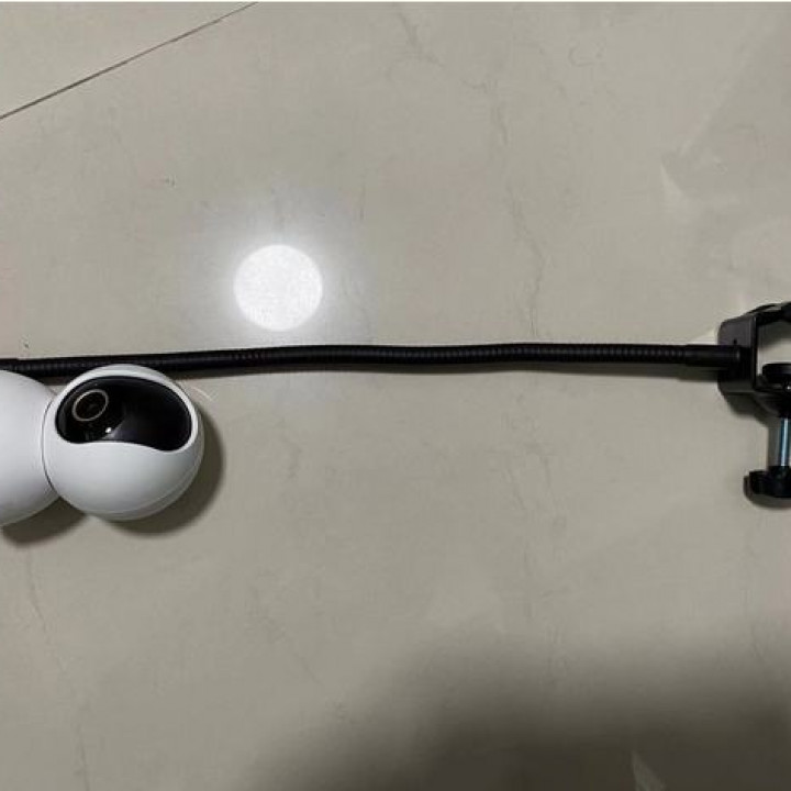 3D Printable Xiaomi Mi Home IP Camera 360 mount by zAgT